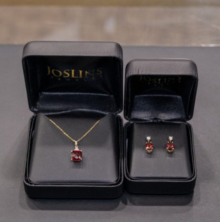 January's Fiery Birthstone: The Garnet - Joslin's Jewelry